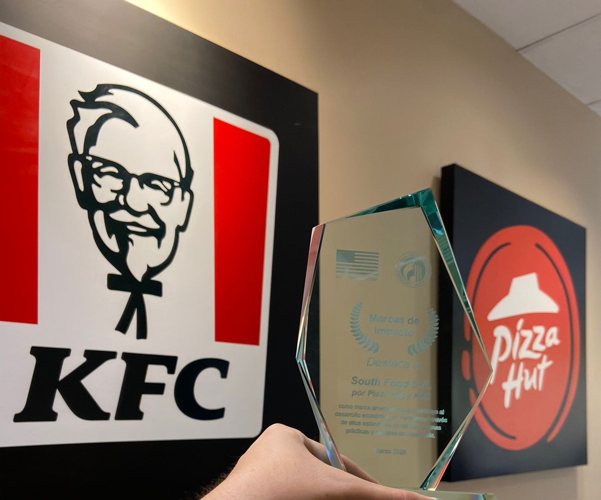Pizza Hut y KFC, reconocidas por su impacto económico en el país - trece